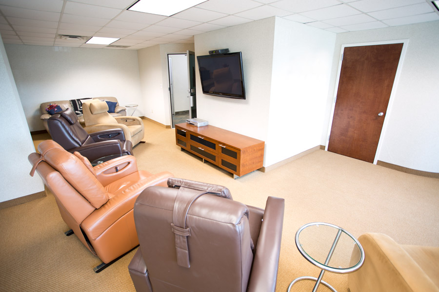 Farmingdale, NY (FRG) - Atlantic Aviation